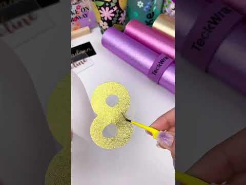 Let’s make a shiny cake topper✨💖💜💛#teckwrapcraft #teckwrapvinyl #craftvinyl