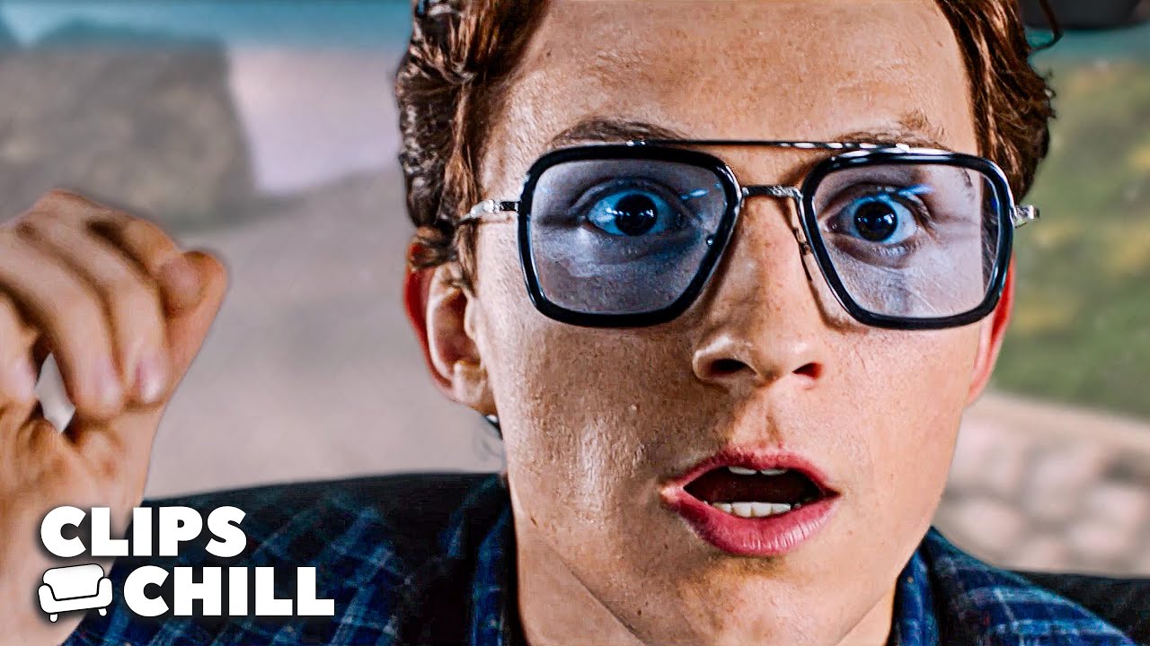 Tom Holland Discovers Tony Stark's EDITH | Spider-Man: Far From Home (Tom Holland, Jake Gyllenhaal)