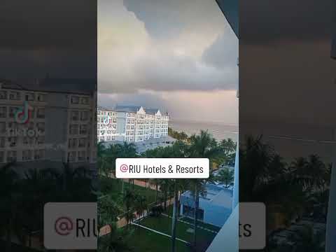 RIU HOTELS & RESORTS