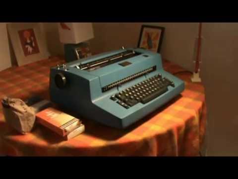 1977 IBM Selectric II typewriter