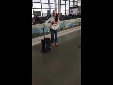 This Smart Suitcase Follows You Around Wherever You Go