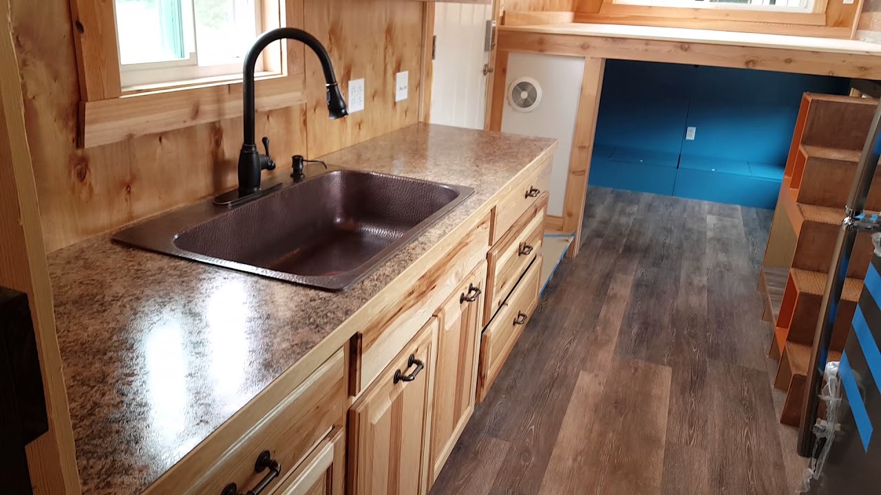Tiny house walkthrough. Www.tinycozyhome.com