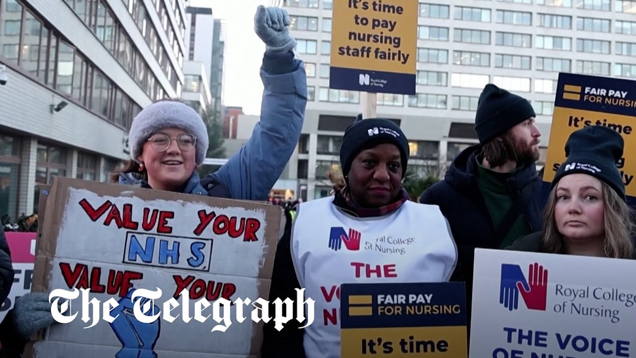 Nurses' strike latest: No 10 distances itself from chief nurse who ...