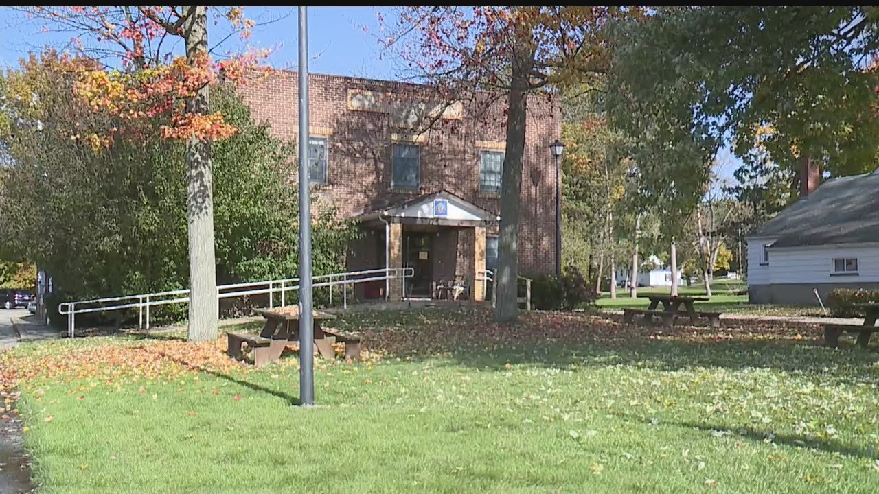 Howland Farmers Market moves indoors for winter season