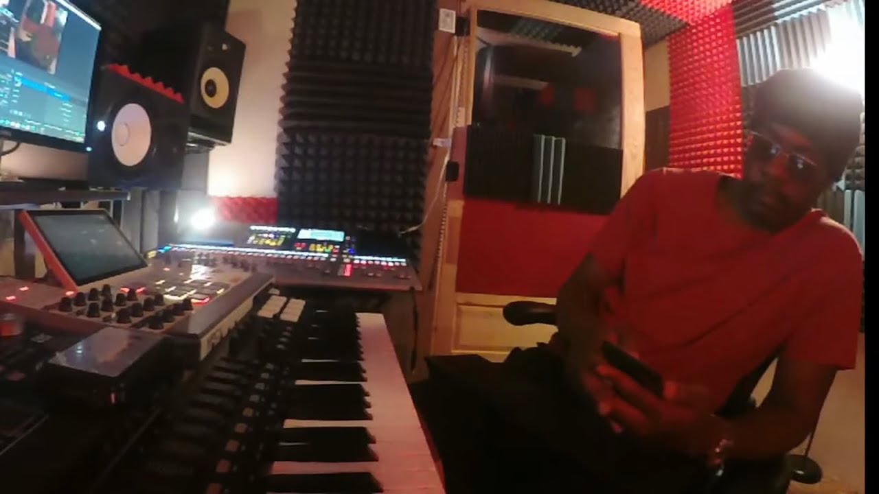 beatmaking   in studio one and mpc x  controller mode (SOMETHING DIFFERENT)