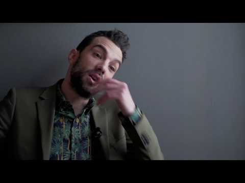 Goon's Jay Baruchel Breaks Down the Best Hockey Fights Ever