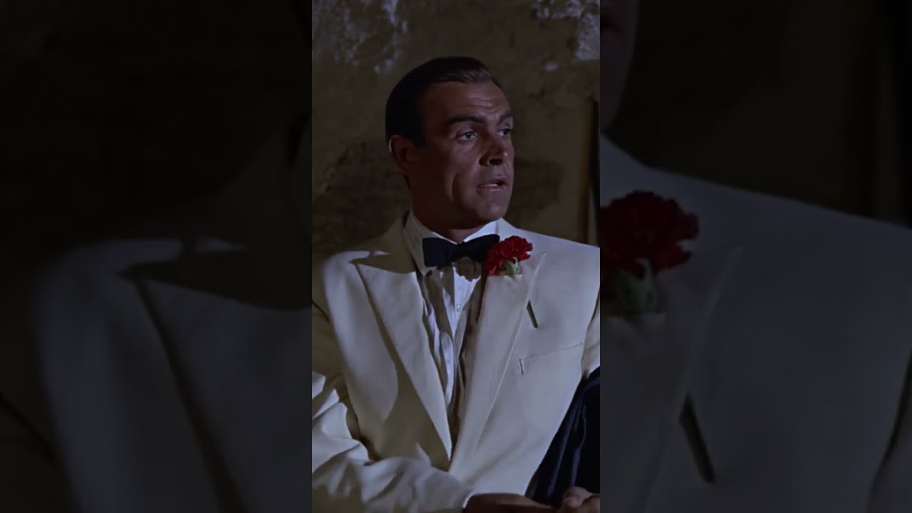 JAMES BOND | WHITE TUXEDO