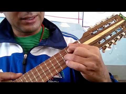 ACORDES MAYORES EN EL CHARANGO