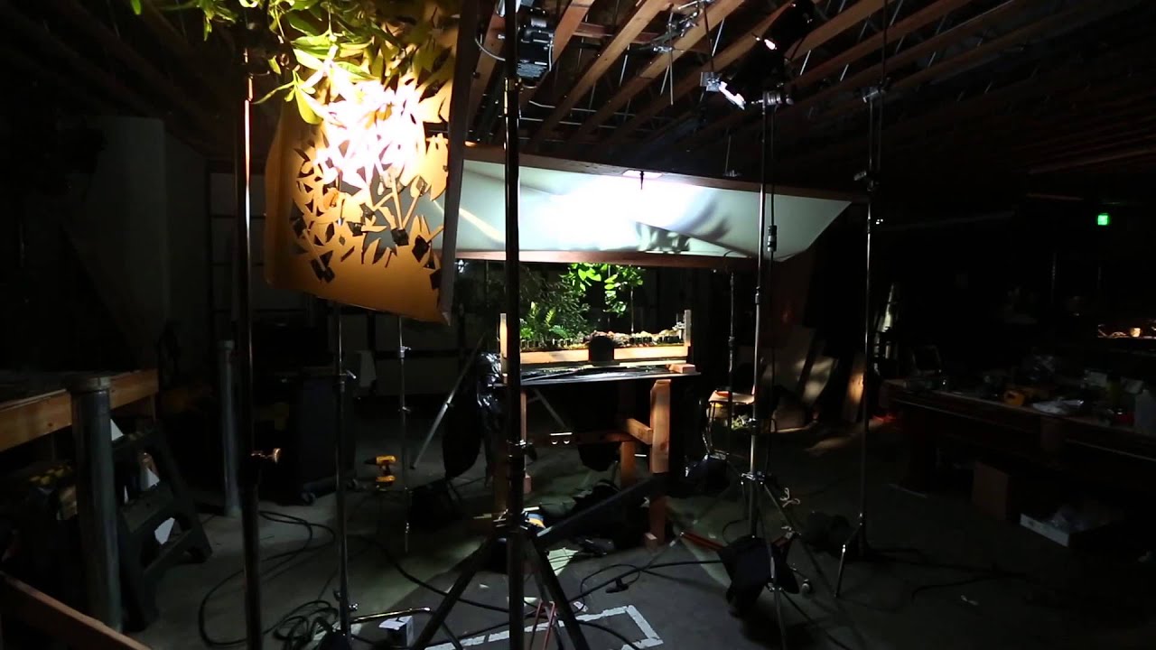 Architecture as a Technicolor Canvas | 'Emergence' by Obscura Digital at the Exploratorium