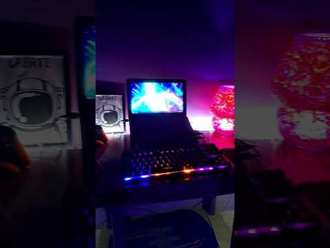 clean laptop gaming setup (setup wars) #gaming #cleansetup #gamingsetup