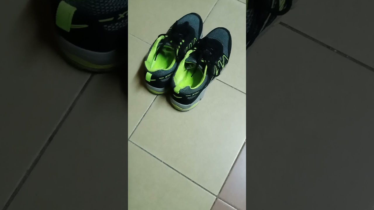 aku ad sepasang kasut