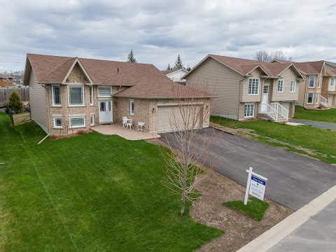 2650 Hummingbird Court | Val Caron, ON
