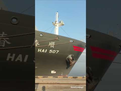 Mother vessels berthing