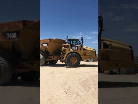 2011 CAT 740B Articulated Dump Truck