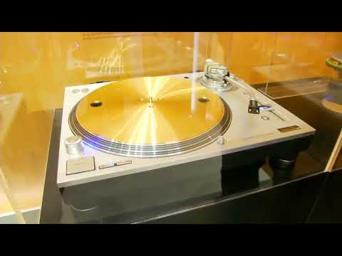 Technics SL1200GAE CES2016 MK7