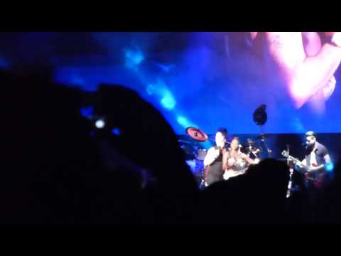 ROBBIE WILLIAMS - "MINNIE THE MOOCHER" @ LUCCA SUMMER FESTIVAL