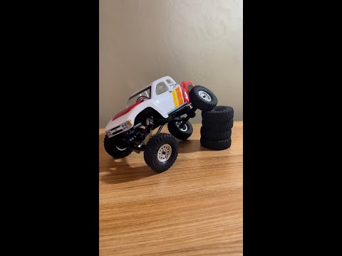 43mm shocks for the Axial Scx24 🤩 #axial #shorts #youtubeshorts #axialscx24 #axialscx10 #offroad