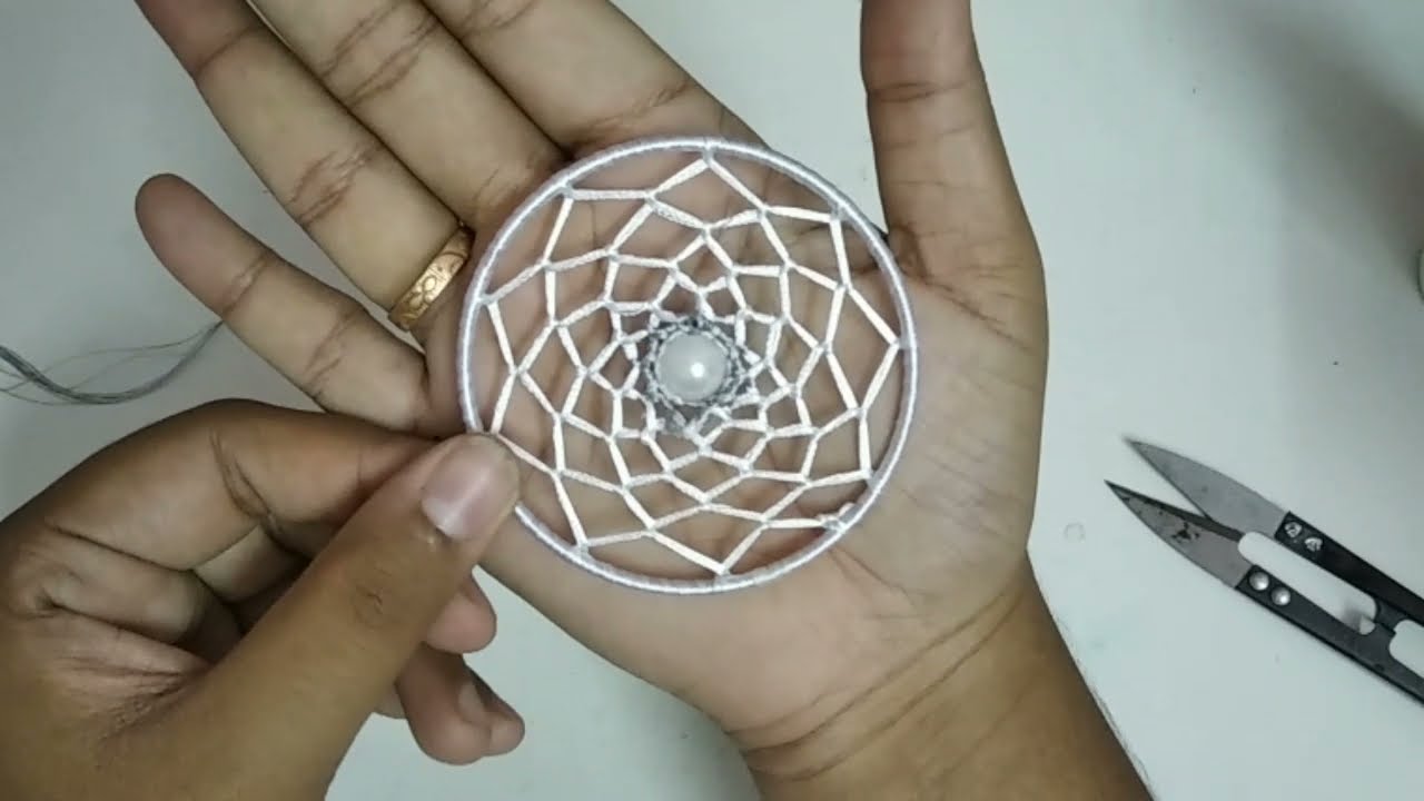 Simple Dreamcatcher pattern | easy webbing for beginners