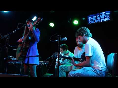 Emily Grove - Songs, Events and Music Stats | Viberate.com