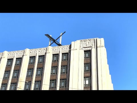 New logo 'X' installed on Twitter headquarters in San Francisco | AFP