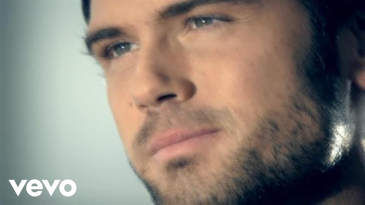 Chuck Wicks - Hold That Thought (Official Video)