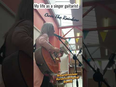 What It's Like To Be A Singer-Guitarist (LIVE)
