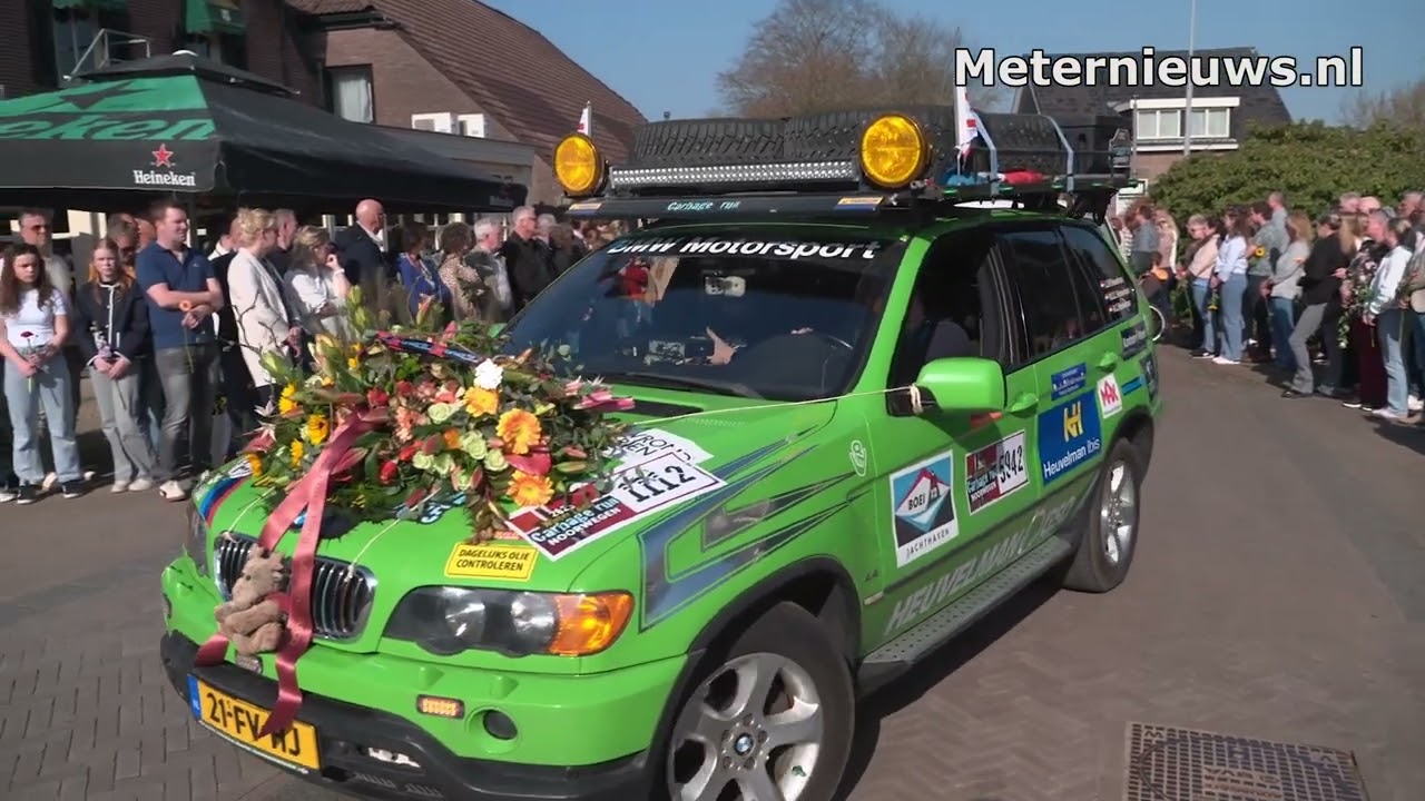 Honderden namen afscheid van Sander Vos in Westerbork(Video kortje)