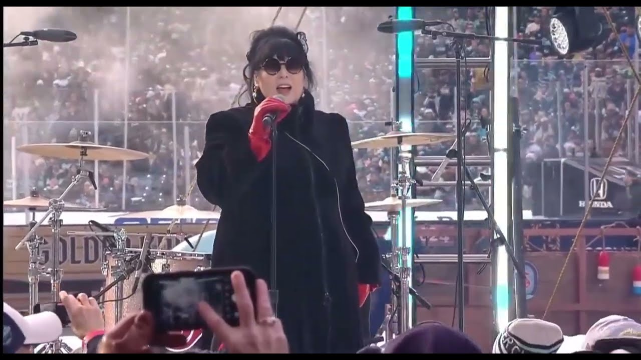 Heart Performs Barracuda Live At 2024 Winter Classic