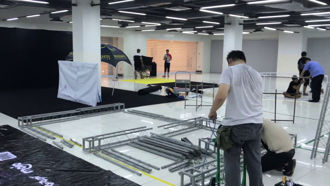 Truss System Backdrop  - Large Format Wall Display Setup