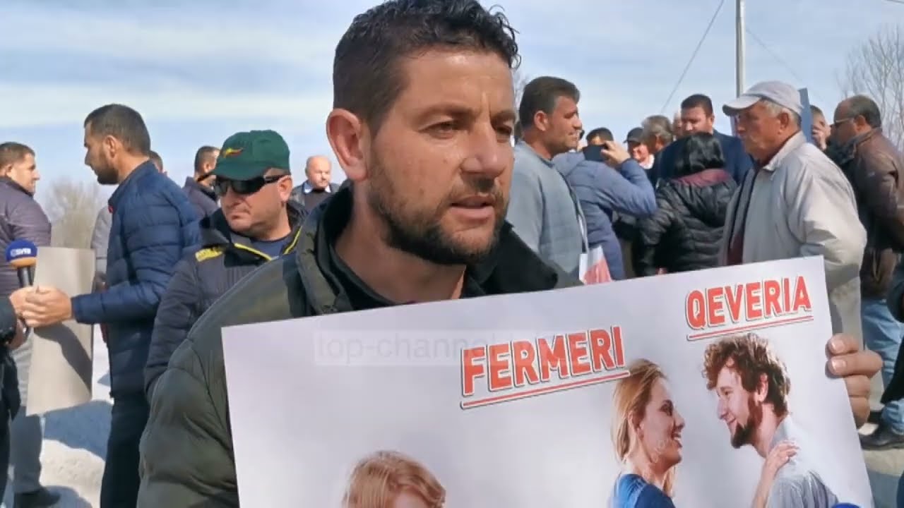 Top Channel/ Fermerët e Lushnjës, Beratit dhe Fierit në protestë ... Top Channel/ Fermerët e Lushnjës, Beratit dhe Fierit në protestë ...