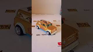 HOTWHEELS PREMIUM WONDER WOMAN