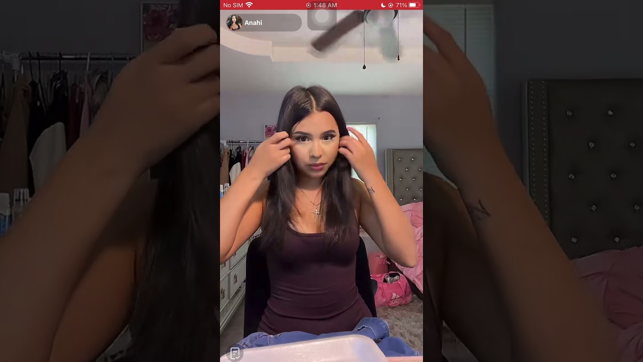 Anahi tiktok live trying skirts on live