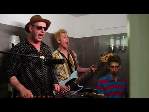 Crazy & The Brains - Ice Cream - DIY Sessions