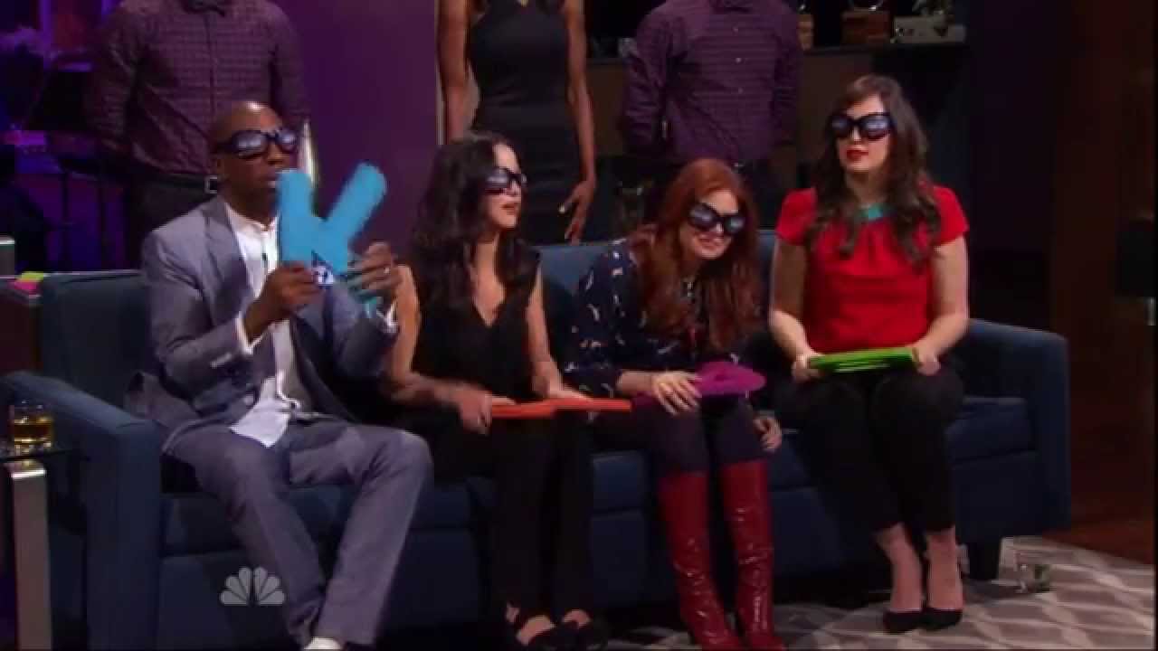 Debra Messing Plays In Boots