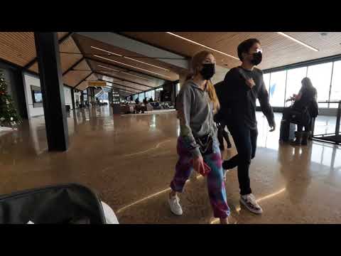 [4K] Walk of Vail (EGE) Airport - 1/5/2022 (part 2)