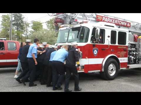 parkertown ladder 7005 being pushed in
