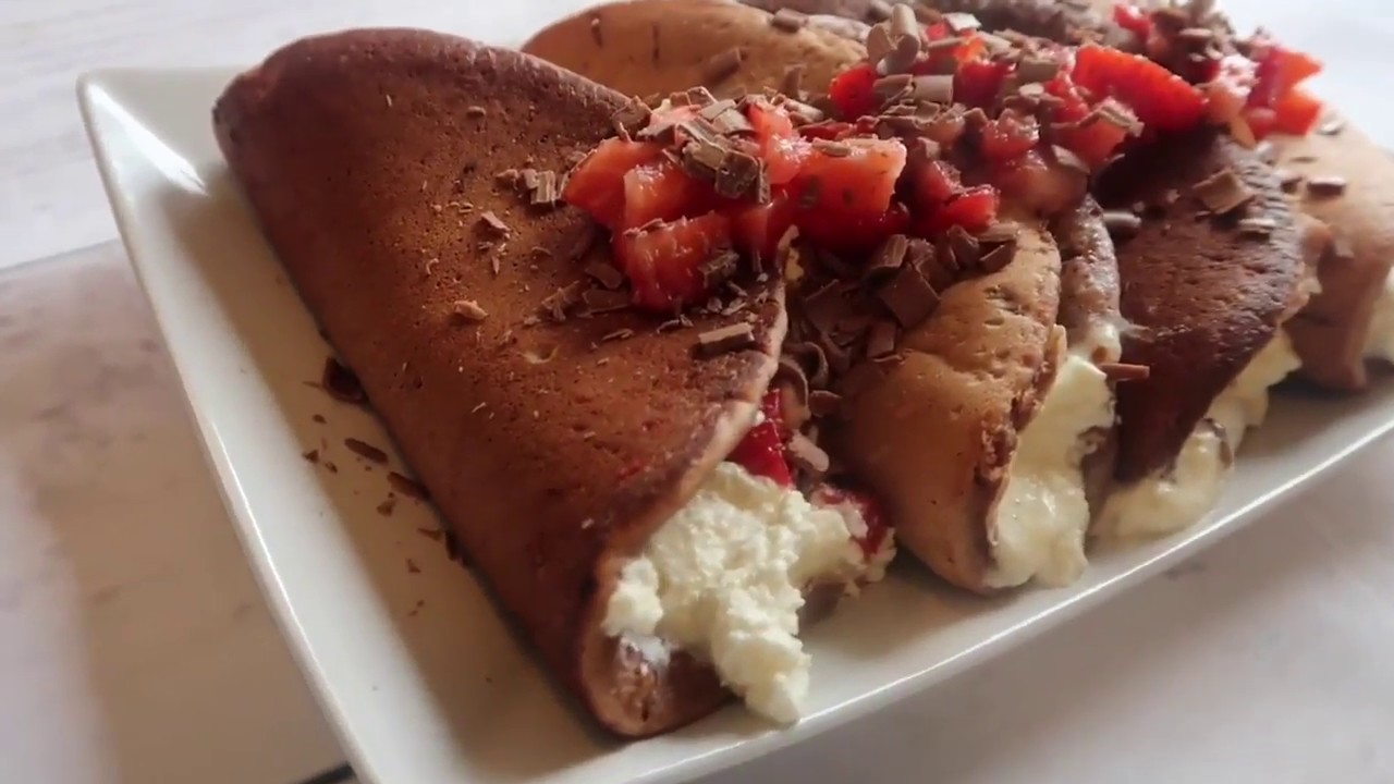 Macmacaanka Caruurta jecelyihiin | Chocolate Pancakes with whipped cream
