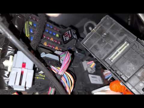 2013 Ford Explorer Fuse Box Access & Relays Identified