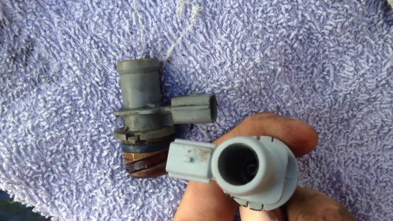 How to Replace a PCV Valve (Mustang GT 2003)