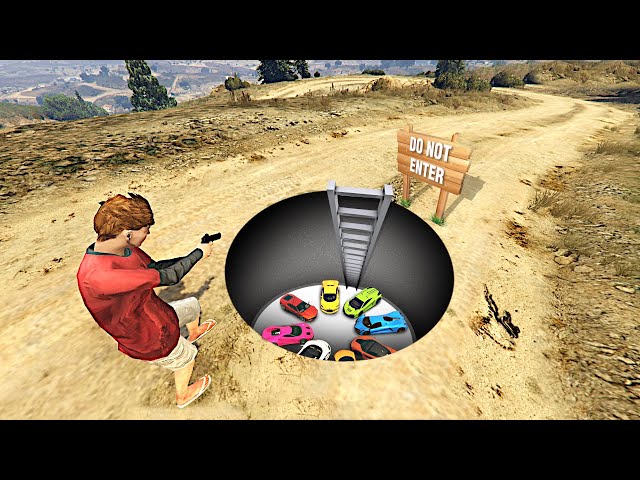 GTA 5 streamer Caylus explores a secret supercar base using mods