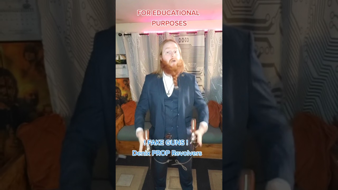 #howto #horizontal #gunspinning #wildwestwoida #gunslinger #suit #beard #redhead #educational