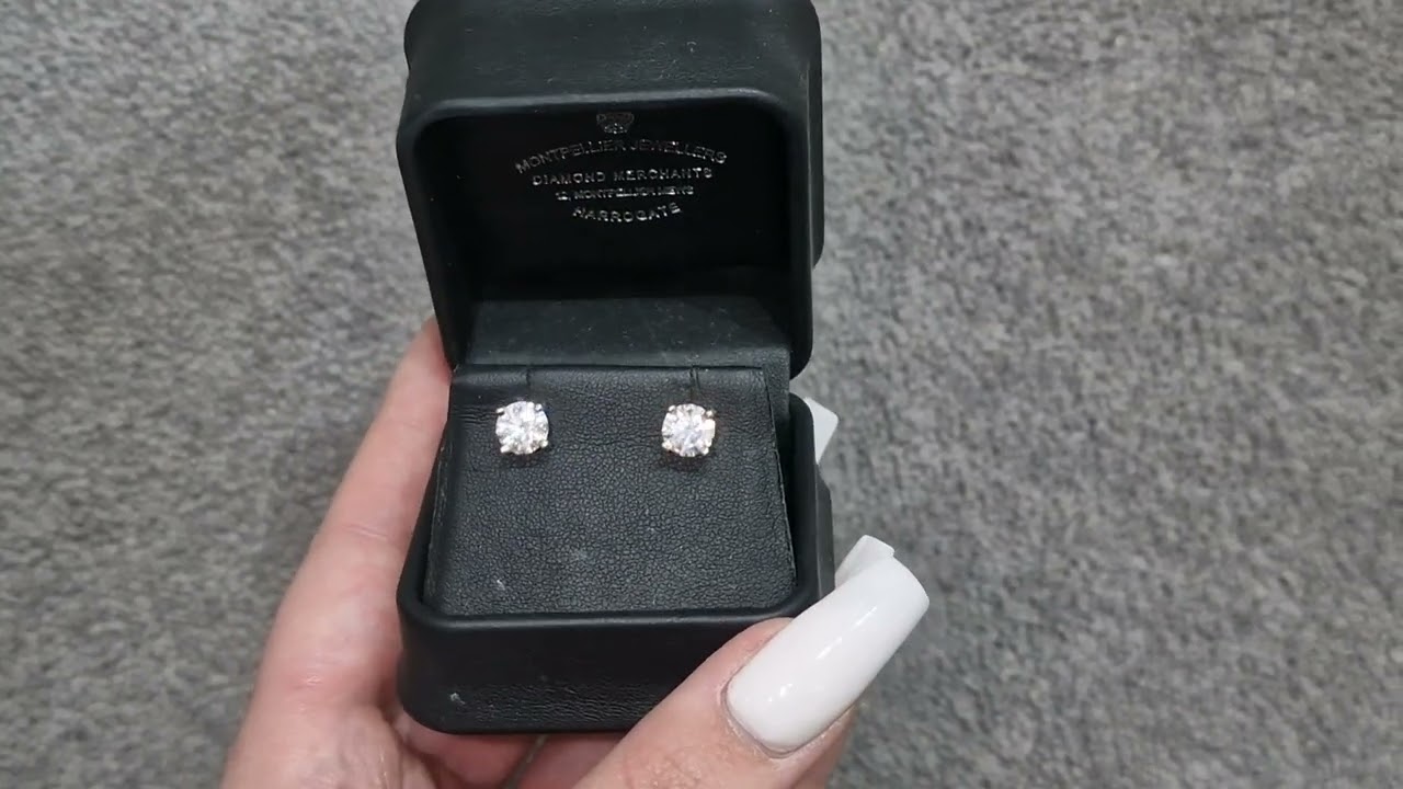 IGI 2.00ct D/VS2 LAB Diamond Stud Earrings Set In 18ct White Gold