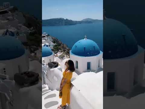 Things you can't miss in Oia Santorini 🏝 #shorts #santorini #greece #traveltips #travel