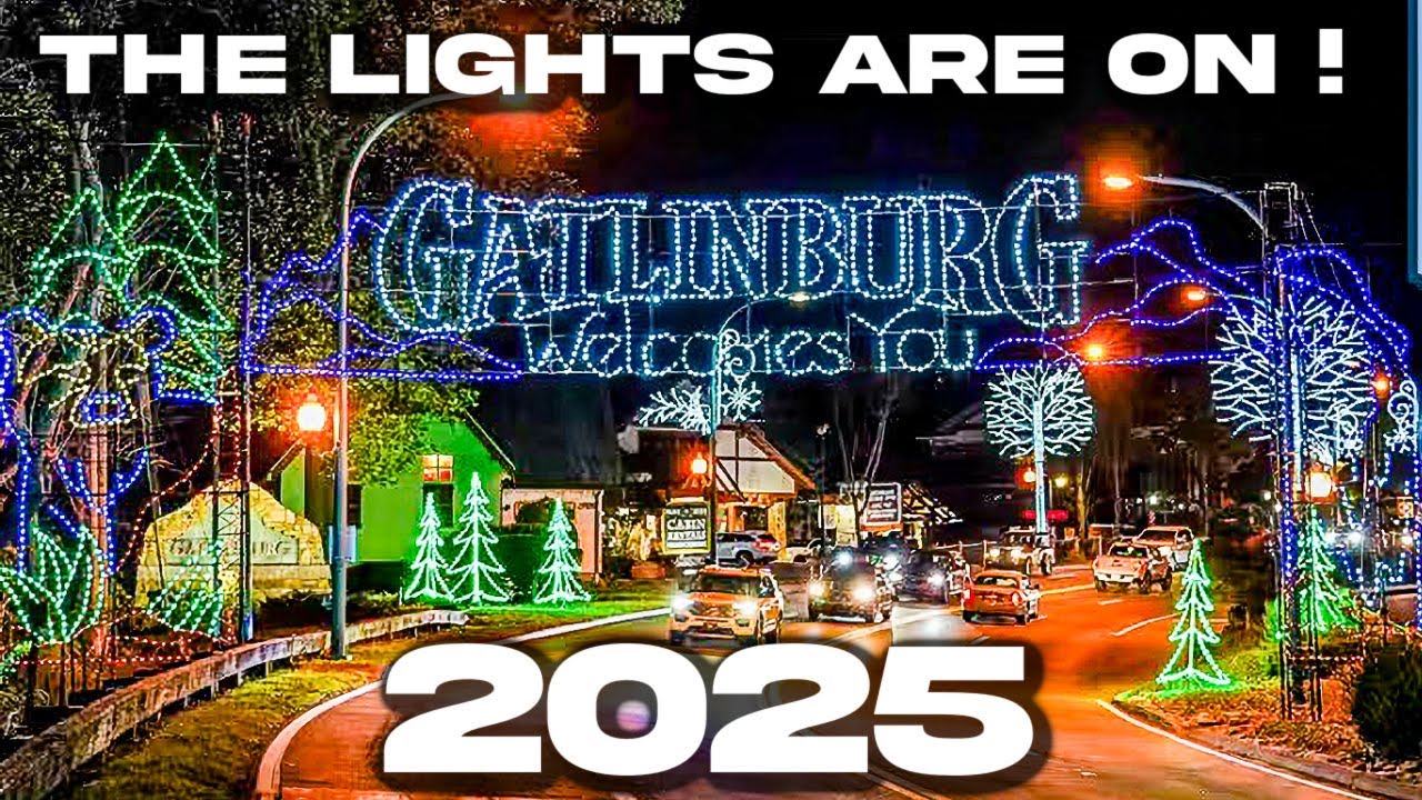 GATLINBURG, TN: The CHRISTMAS LIGHTS Are ON In 2025 |November 5th, 2025