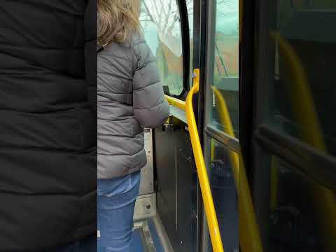 Riding CTA bus. #shorts #cta #chicago