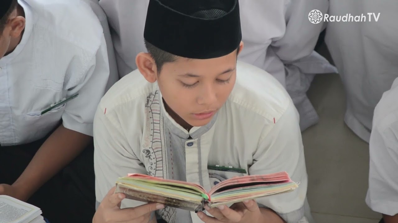 Pesantren Ar-Raudlatul Hasanah