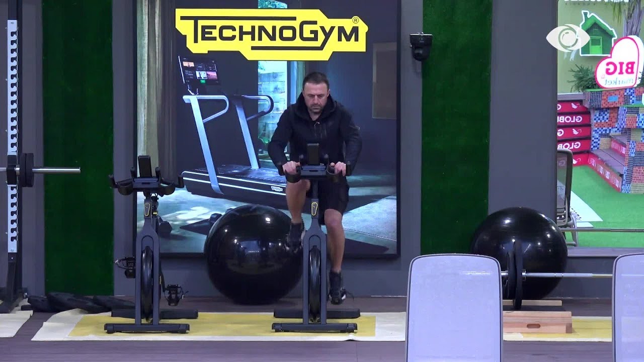 Klodiani zgjohet herët! Stërvitet i vetëm, teksa banorët e tjerë flenë ...