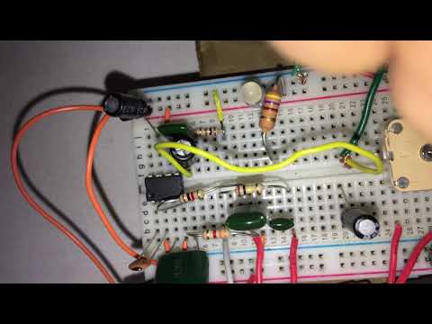 How Does An AM Radio Work? Detailed Explanation