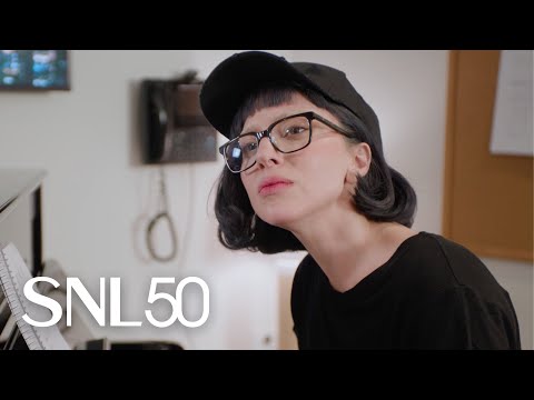 Lady Gaga Puts The SNL Cast On Blast In New Promo - 101.9 KINK