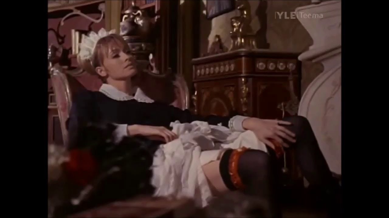 Suzy Kendall warming up - Fraulein Doktor (1969)